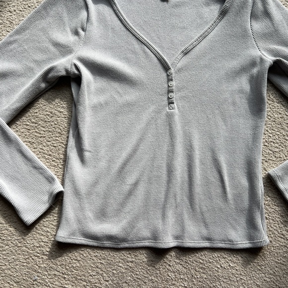 Gilly Hicks | Tops | Gilly Hicks Cozy Waffle Henley Long Sleeve Top Tee ...